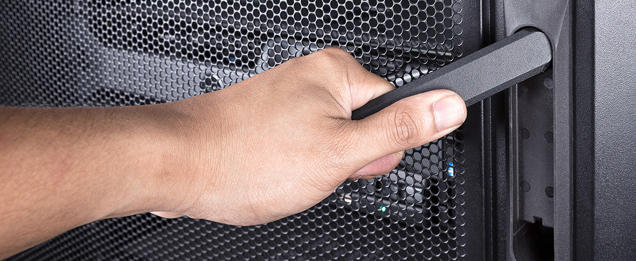 Selectlok Ltd | NZ’s Specialist In Locking, Hinging & Sealing Solutions